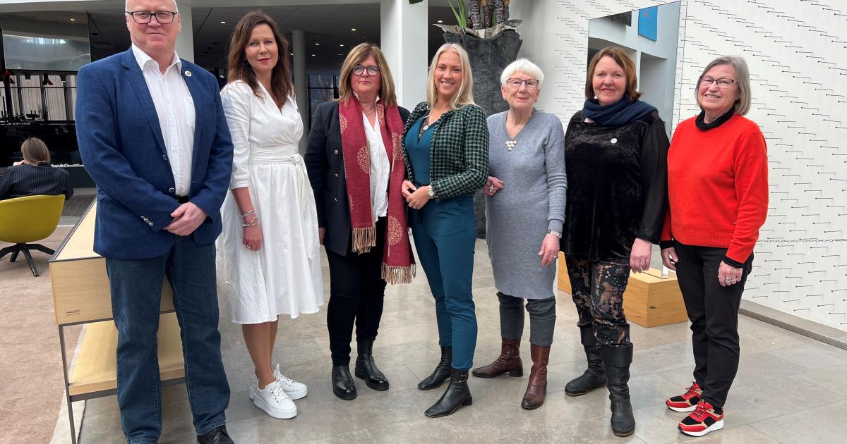 Tidligere fylkesledere, fylkesleder, æresmedlem og forbundsleder